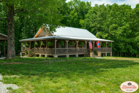 Clays' Cowboy Cabin - Honest Abe Log Homes & Cabins