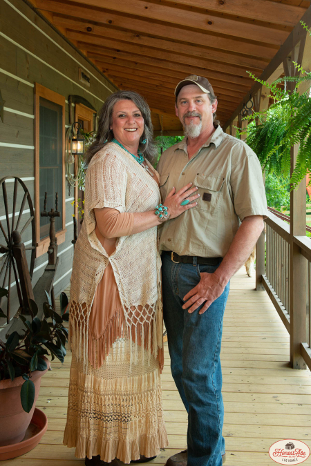 Clays' Cowboy Cabin - Honest Abe Log Homes & Cabins