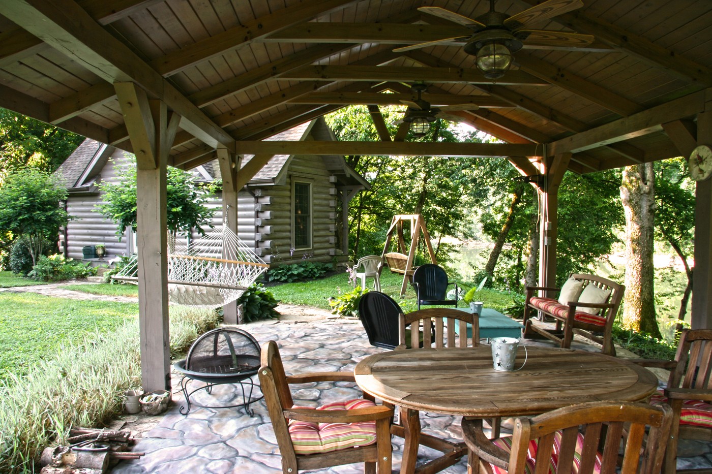 Cumberland River Retreat Log Home - Honest Abe Log Homes & Cabins