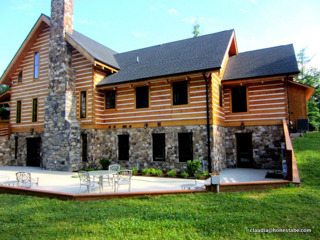 Nichols Home Visit shows striking design choices and quality of ...